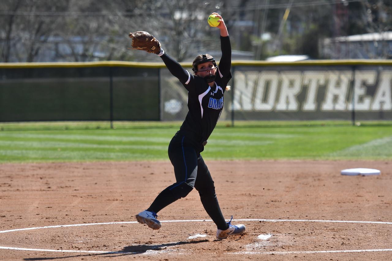 Jacobsen excels in softball season – The Campus Chronicle